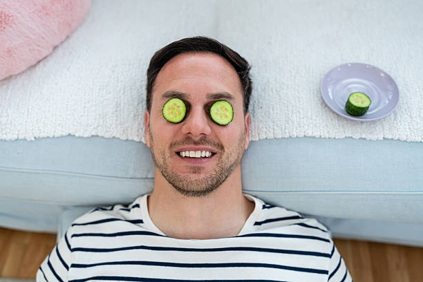 Skin care jako nový standard: Základní rituál péče o pleť pro muže ...